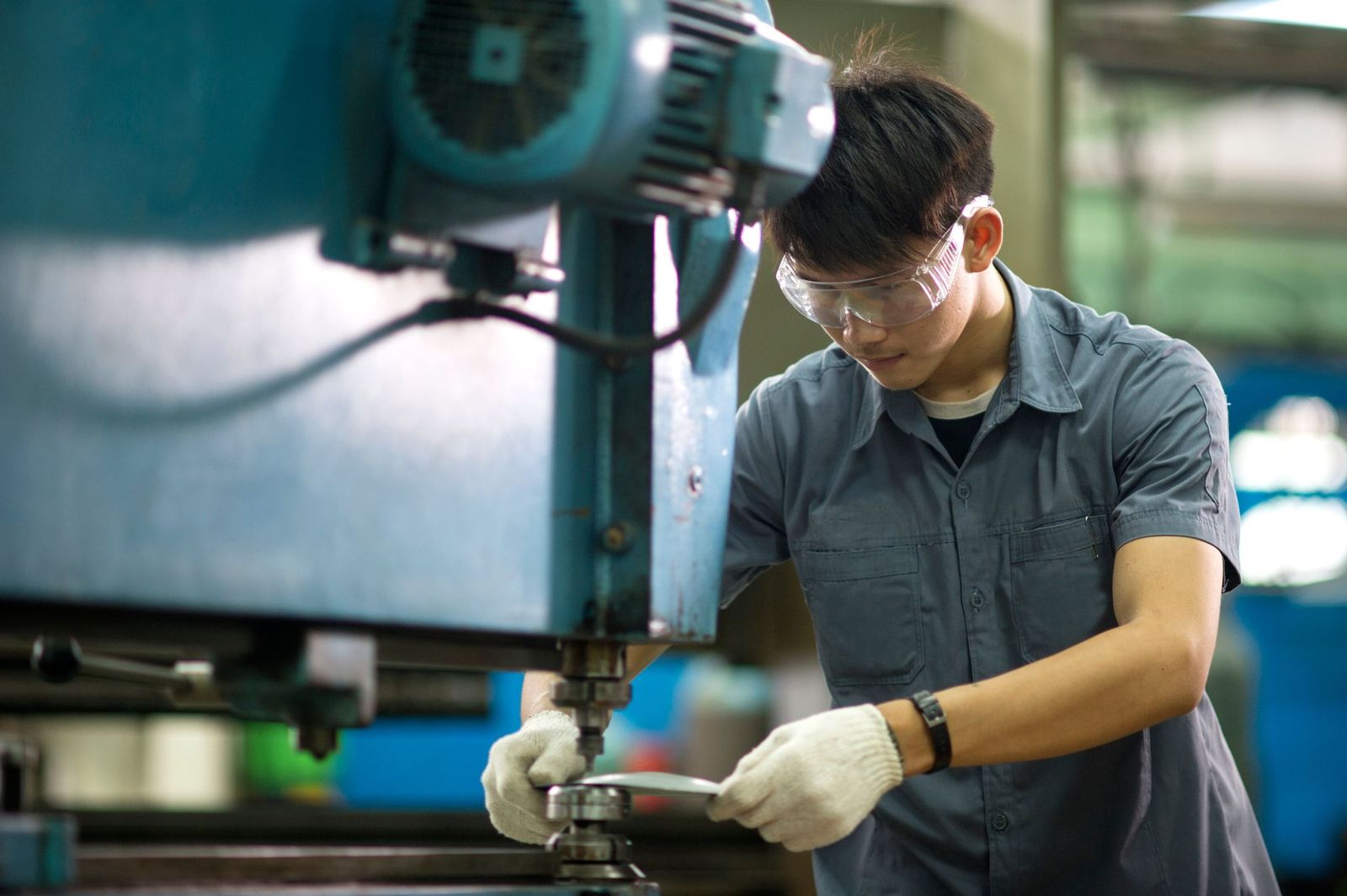 What Are Different Copper Forging Processes? - Earticles.us - Submit ...